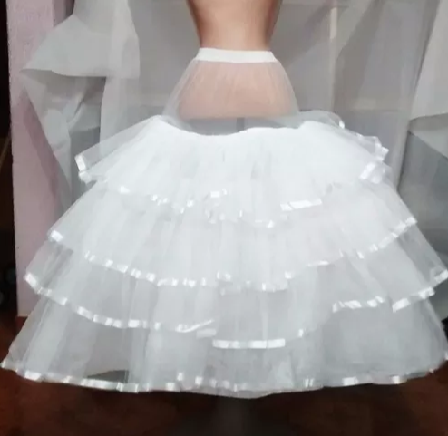 Crinolinas – Palace Boutique