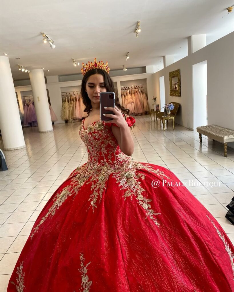 Quinceañeras – Palace Boutique